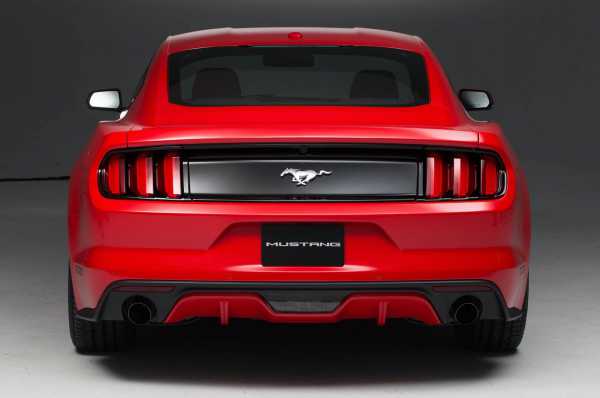 2015-ford-mustang-rear-view-2 - TOP HOT CARS